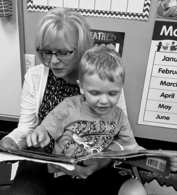 The Most Amazing Benefits of Reading Books to Kids