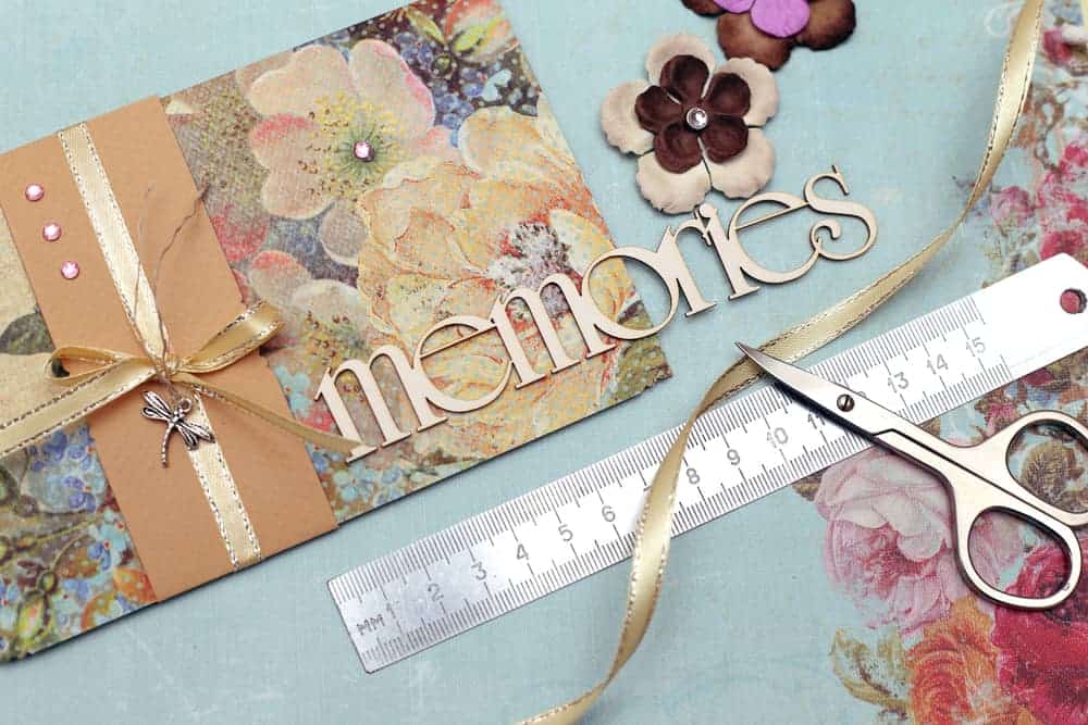 Easy DIY Projects for Memory Keeping - Passing Down the Love