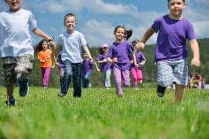 Old-Fashioned Old-time Yard Games to Play with Kids Outside.