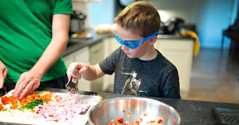 How to Pass Down Family Recipes and Treasured Memories